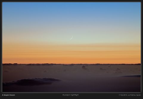 Beautiful Photo of New Moon Evokes 'Star Wars' Cloud City | Space