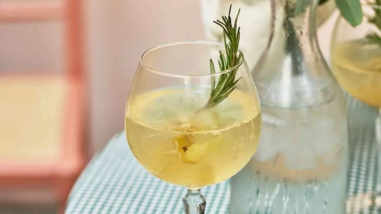Make the honey deuce cocktail: the tipple of the US Open | Homes and ...
