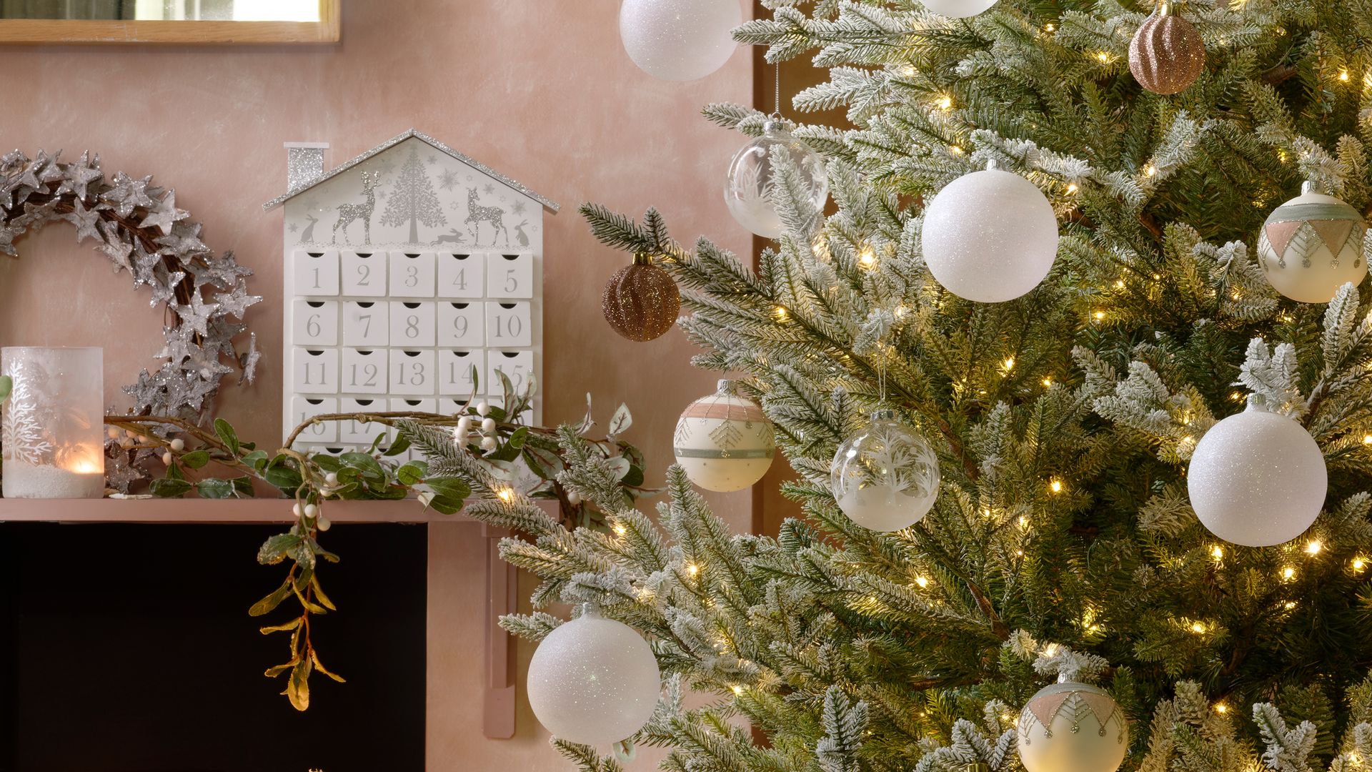 This TikTok balloon bauble hack is a great tree update | Ideal Home
