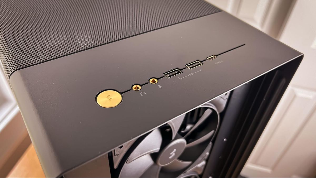 Fractal Design North XL Review: The Prettiest PC Case Gets Upsized ...