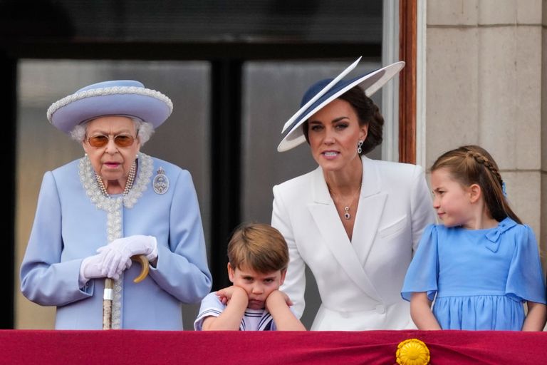 Prince Louis balcony facial expressions & more: 17 most iconic | Marie ...