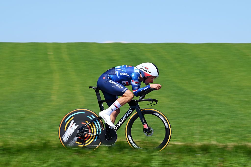 As it happened: early starter triumphs in Itzulia Basque Country stage ...