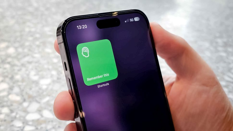 The iPhone's new Remember This shortcut is an easy way to keep track of ...