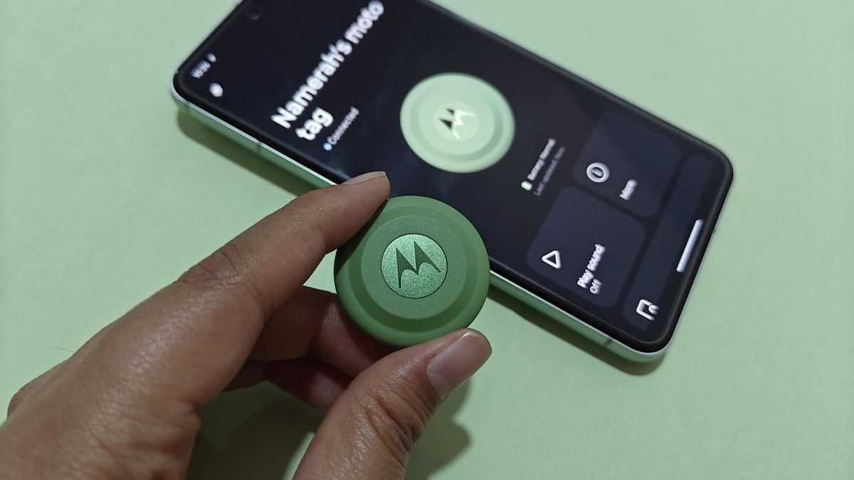 The Moto Tag is pretty neat, but it doesn't bring anything new to the ...