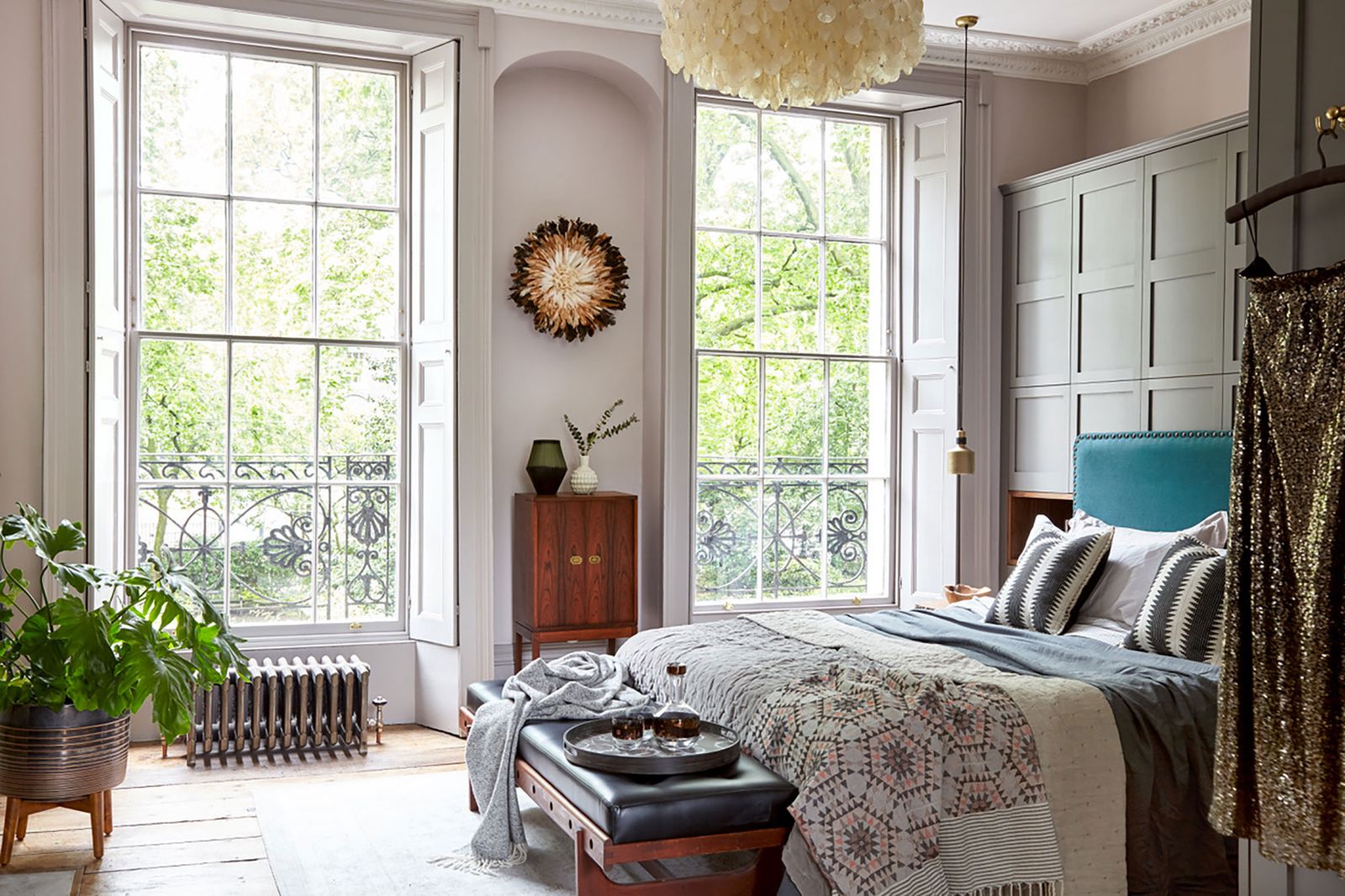 5 stylish ways to dress a window without curtains | Homes and Gardens