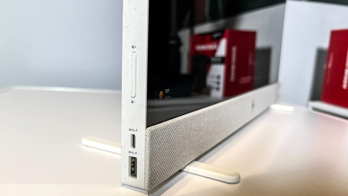 HP Envy Move All-in-One hands-on review: A desktop you can take anywhere | Tom's Guide