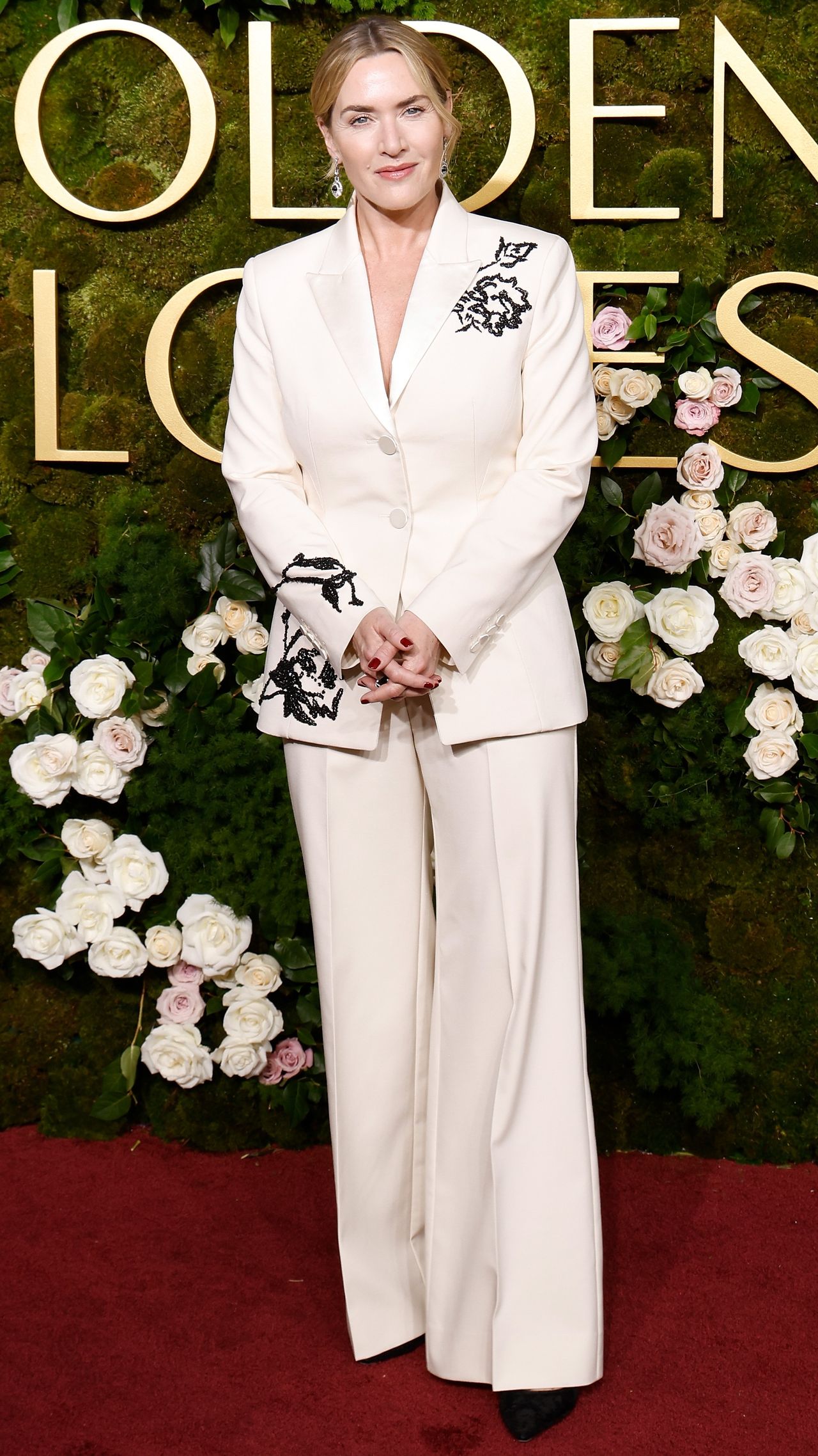 Kate Winslet’s Golden Globes suit was tailored elegance at its best ...