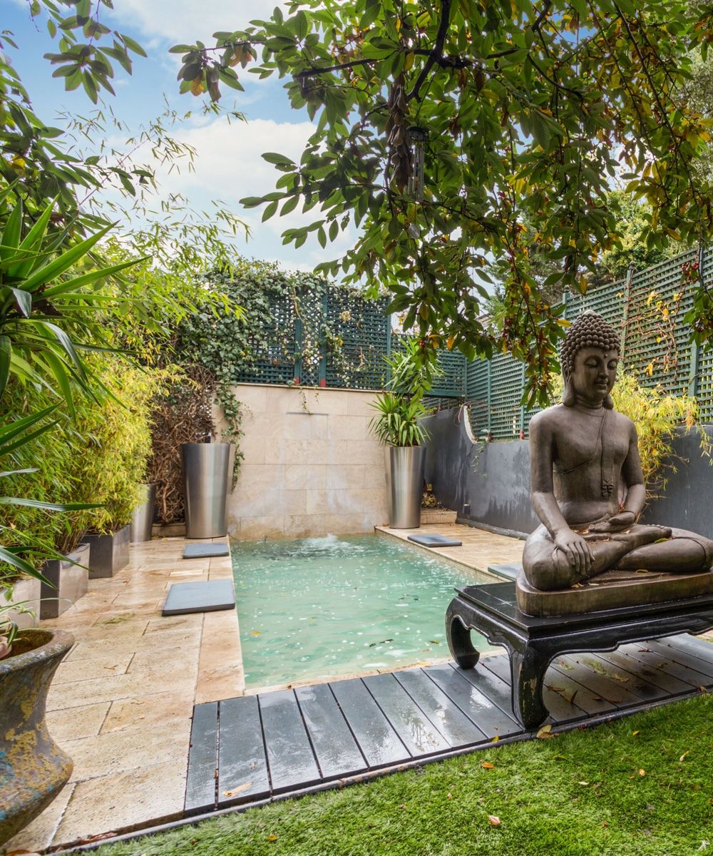 A stunning period home with 'endless' pool for sale in London | Homes and Gardens