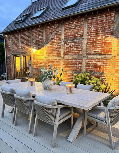 Outdoor Table Centerpiece Ideas — 6 Eye Catching Choices | Livingetc