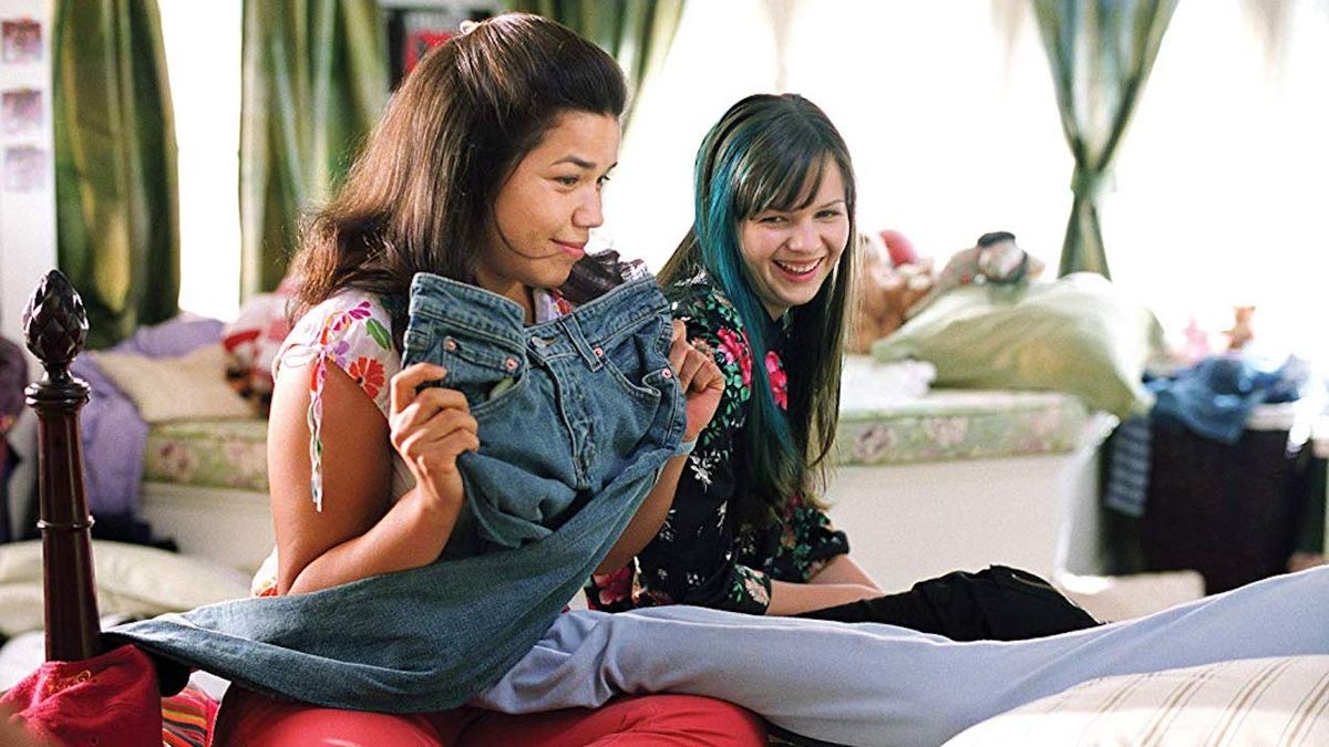 Why We Didn't See More Sisterhood of the Traveling Pants Movies ...