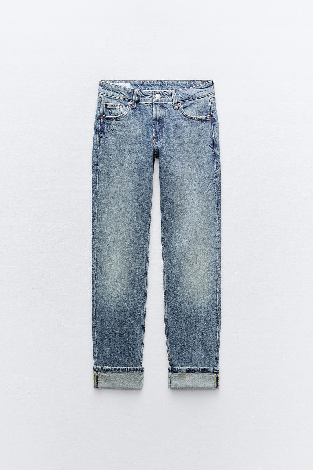 13 Stylish Outfit Ideas With Cuffed Jeans to Try This Season | Who What ...