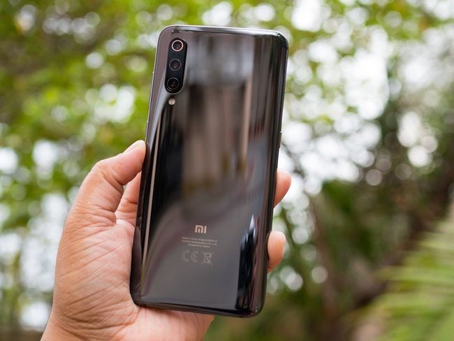 Xiaomi Mi 9 review: Two steps forward, one step back | Android Central