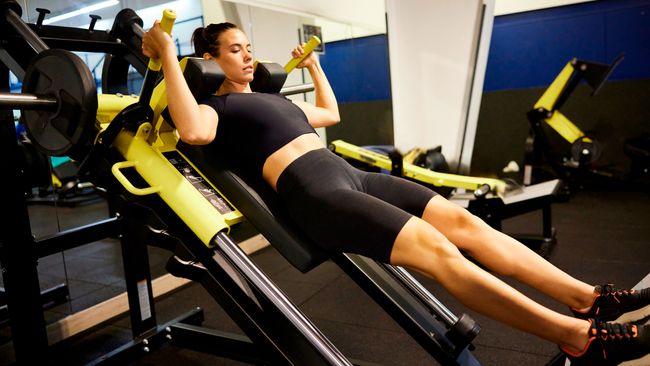 How To Do The Hack Squat—Barbell And Resistance Machine Variations ...