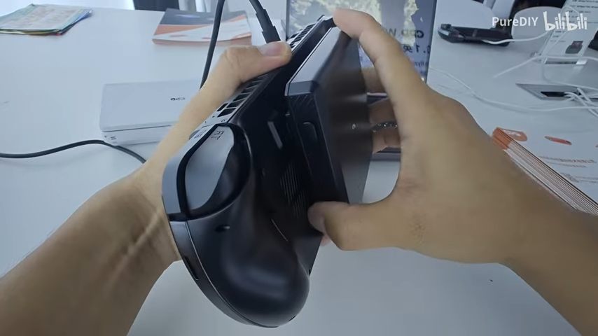 We just got our first proper look at GPD's battery-optional Strix Halo ...