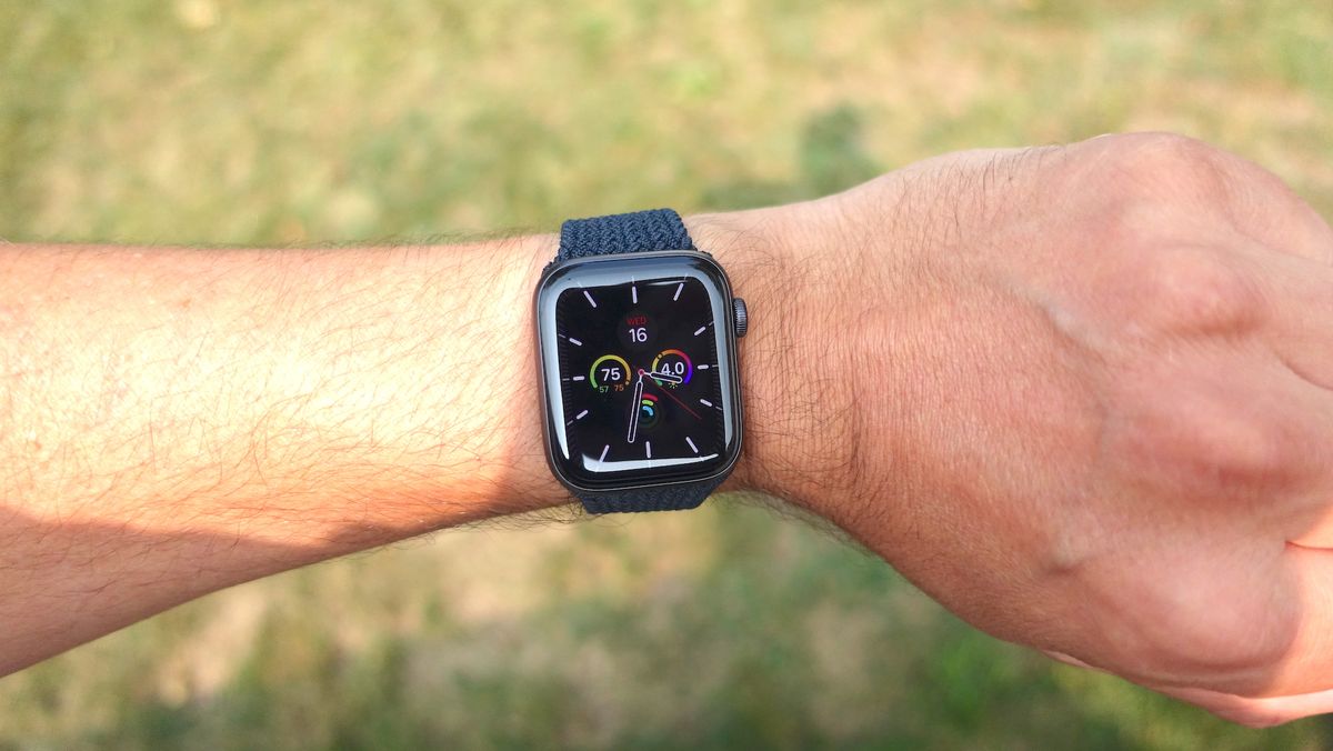 Apple Watch SE review | Tom's Guide