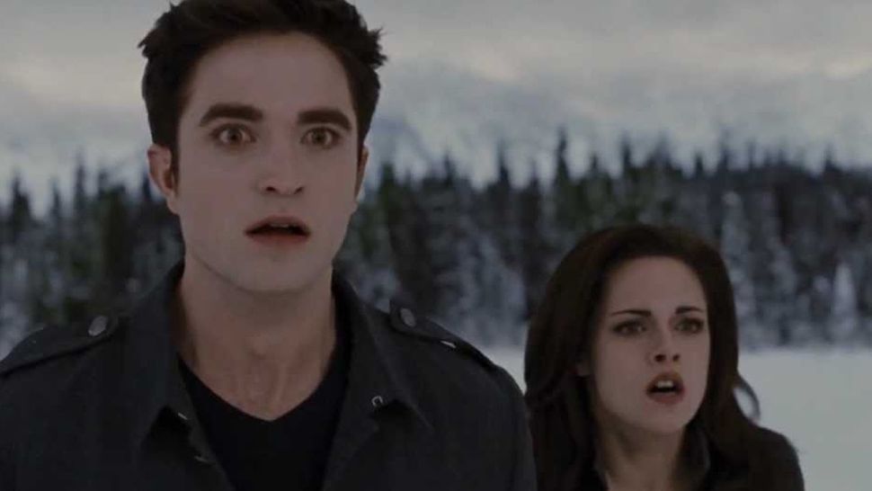 Twilight’s Creepy Baby Scene Is Even Weirder With Kristen Stewart And ...