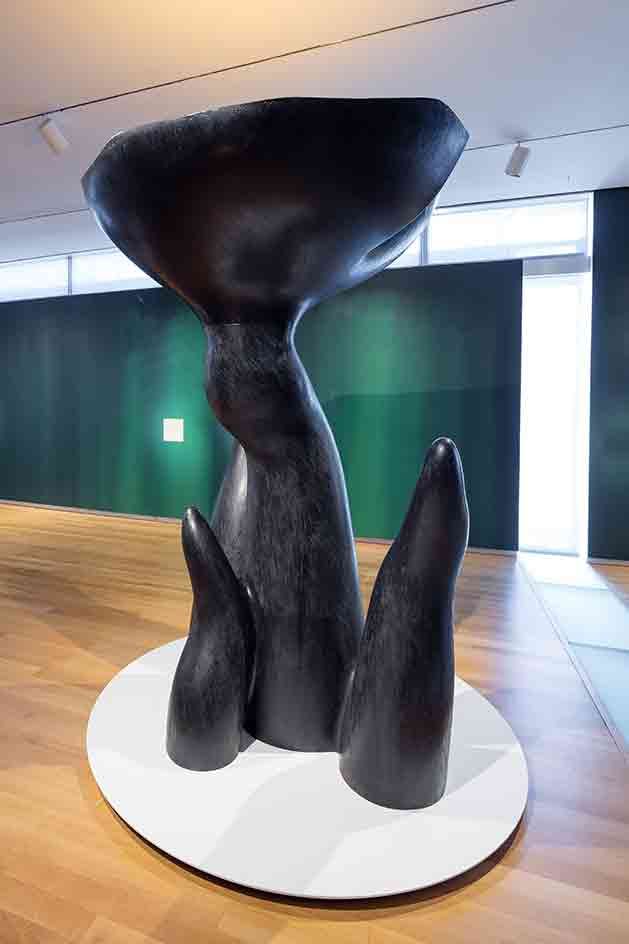 Wendell Castle embraces robotics technology to take his sculptures to ...