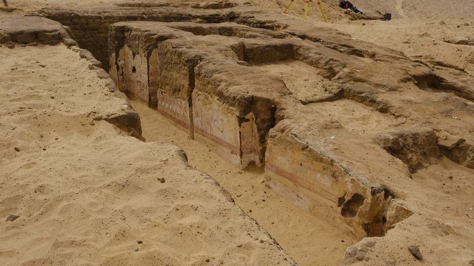 4,300-year-old Egyptian tomb with stunning wall paintings was burial ...