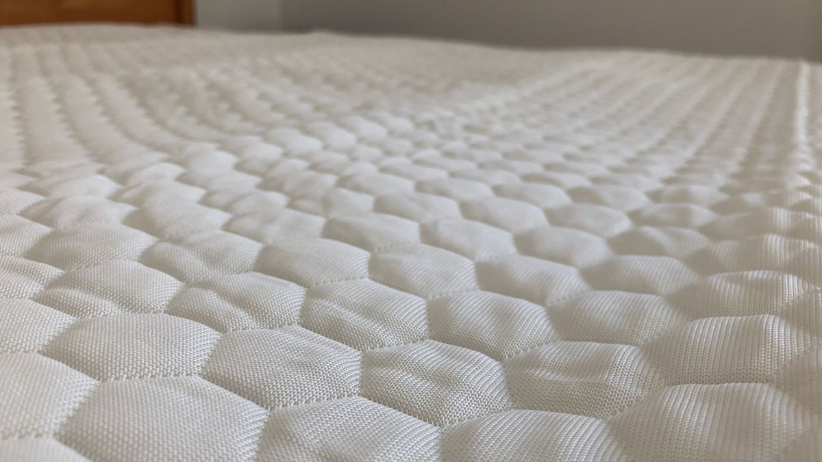 I've been sleeping on a cooling waterproof mattress protector for ...