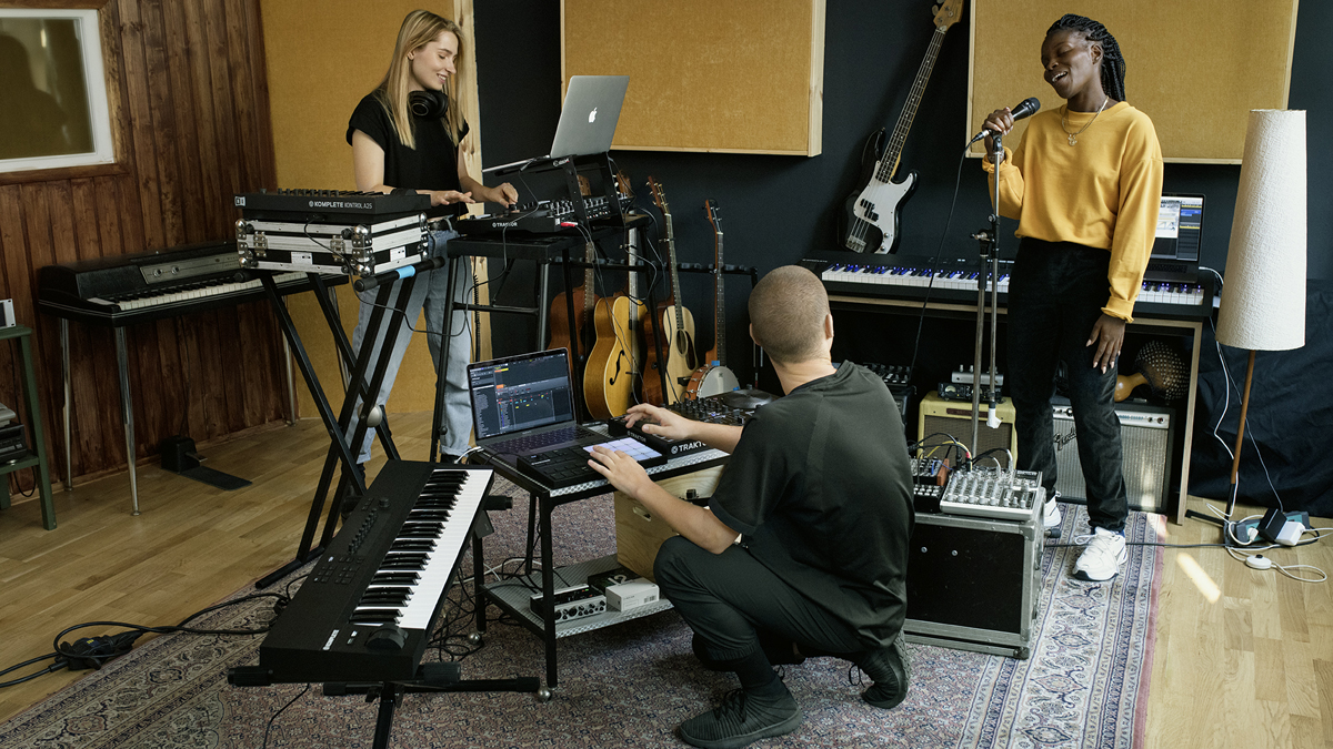 NI updates Massive, Traktor, Kontakt, Maschine Mikro and more | MusicRadar
