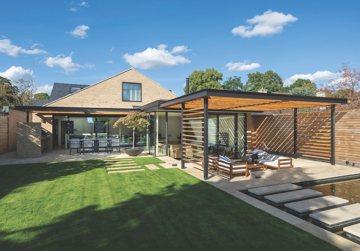 Brilliant pergola ideas to improve your garden this spring | Homebuilding