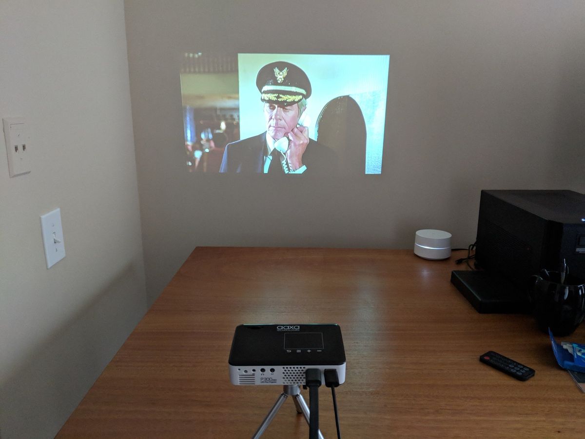 AAXA P300 Neo projector review: Great to bring camping | What to Watch