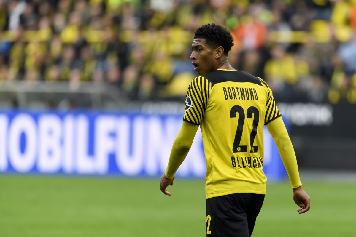 Footballers who wore unusual shirt numbers | FourFourTwo