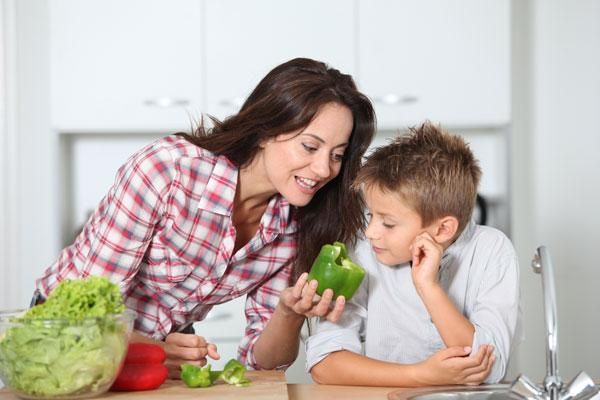 10 Ways to Promote Kids' Healthy Eating Habits | Live Science
