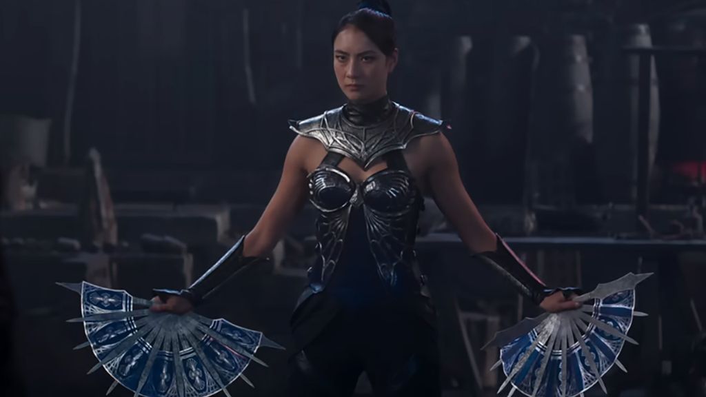 Mortal Kombat 2 is as much about Kitana as it is about Johnny Cage ...