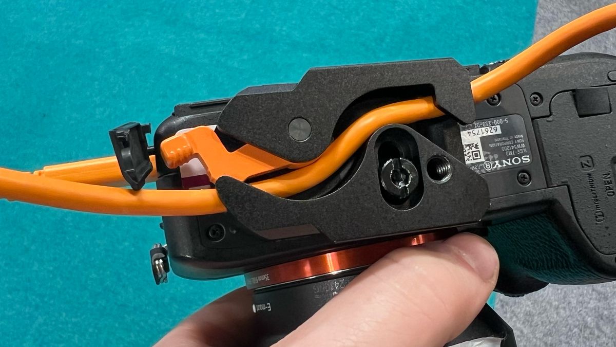 More than just an orange cable! Tether Tools releases a new tool to ...