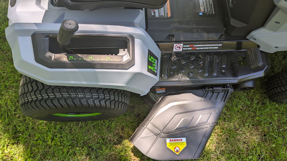 EGO TR4204 Power+ 42in T6 Lawn Tractor review: a battery-powered riding ...