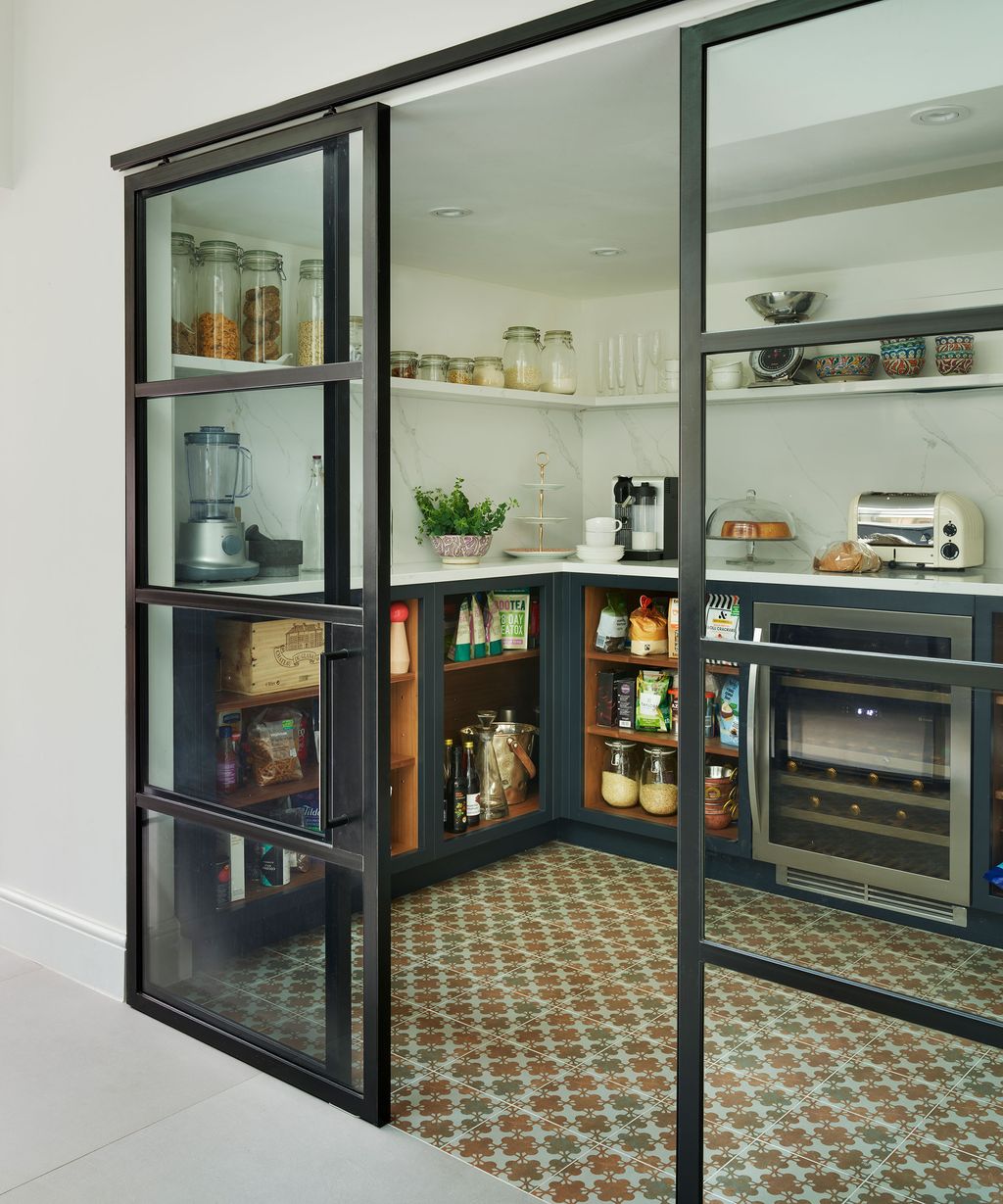 How to make a home look modern: 9 contemporary design rules | Homes and ...