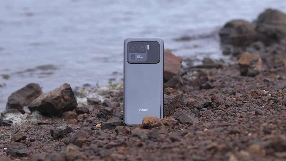 I chose the Xiaomi Mi 11 Ultra over a DSLR as my travel camera — and ...