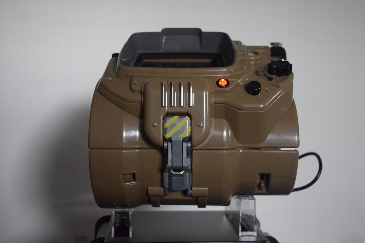 The Real-Life 'Fallout 4' Pip-Boy: Is It Worth The Extra $60? | Tom's ...