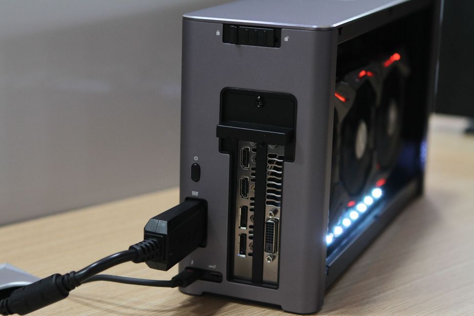 The External Graphics Docks At CES 2018 | Tom's Hardware