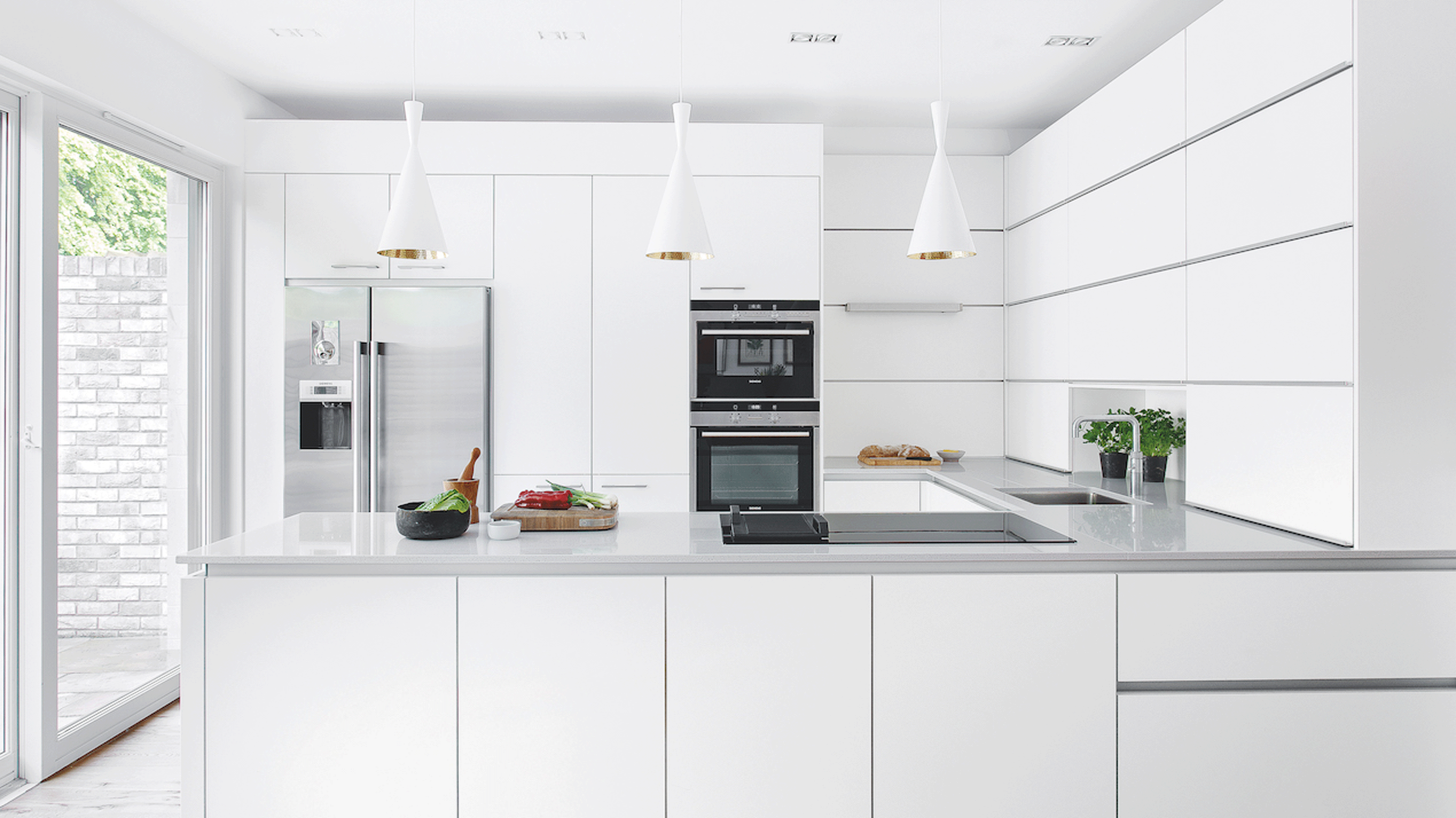 Induction vs gas hob – which style of hob should you buy? | Ideal Home