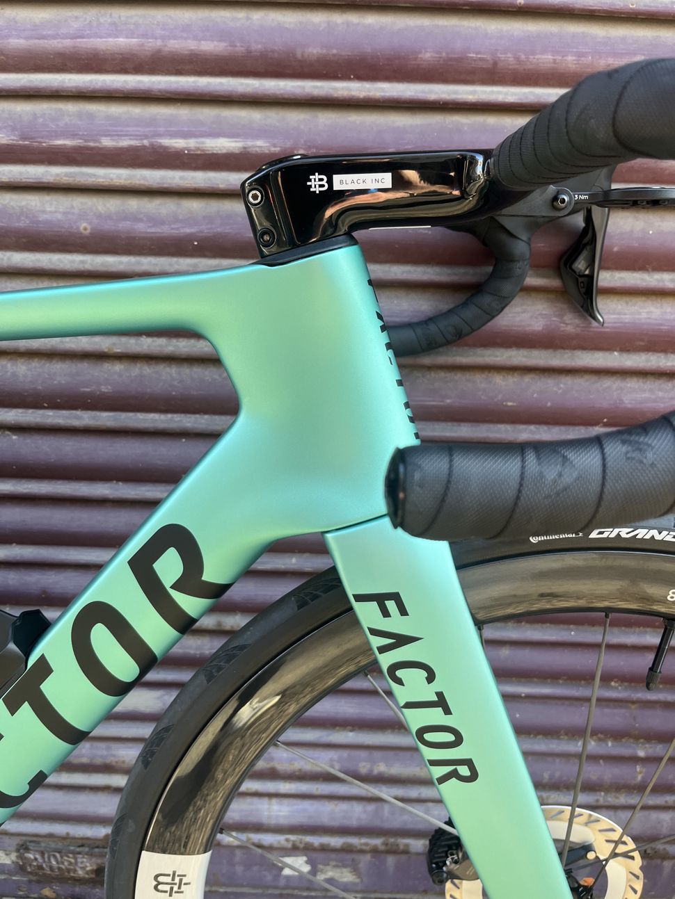 All-new Factor 'Monza' aero bike leaked: Another flagship race bike or something for the people ...