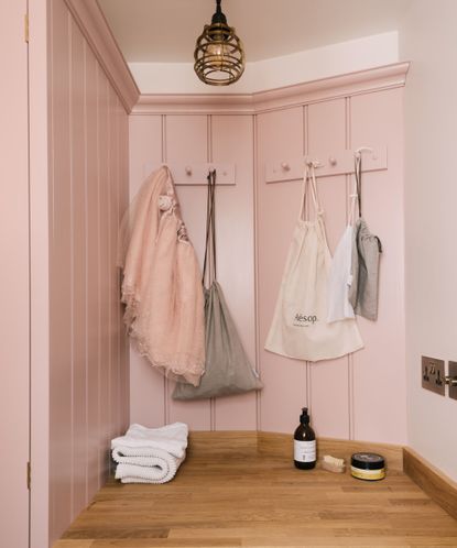 How can you use an alcove without shelving? | Homes and Gardens