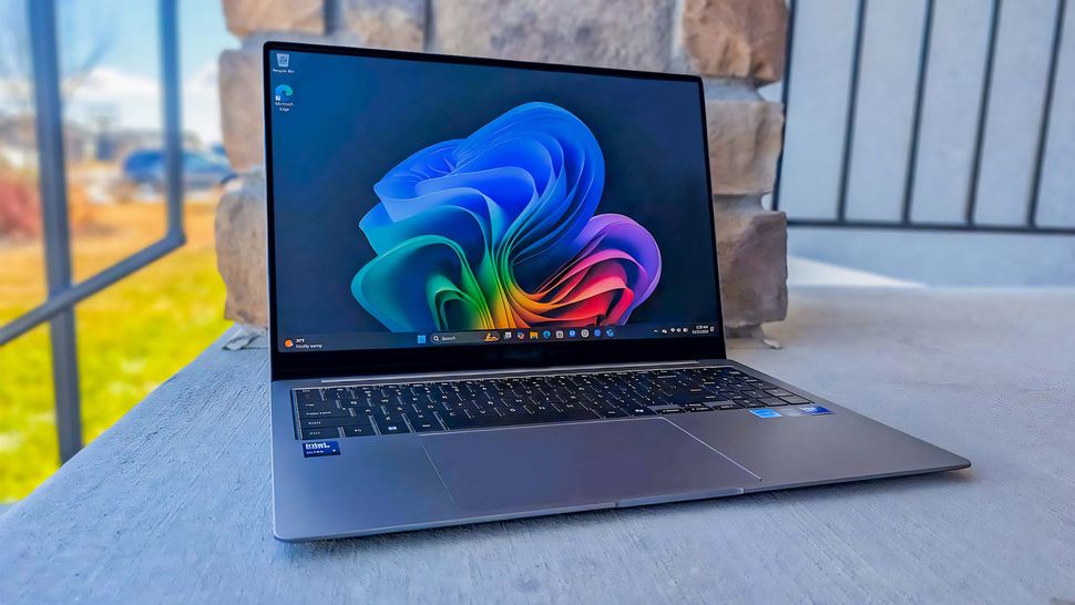 Samsung Galaxy Book5 Pro review: The most appealing AI PC? | Windows ...