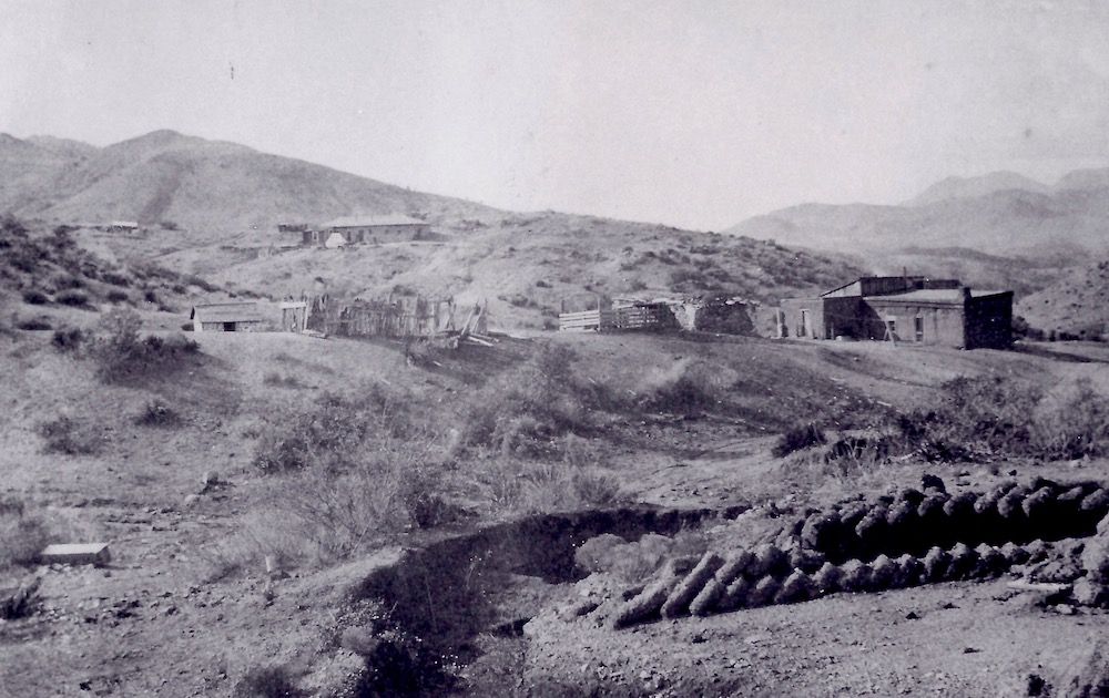 Where the Mountains Meet: Take a Tour of Historic Fort Bowie (Photos ...