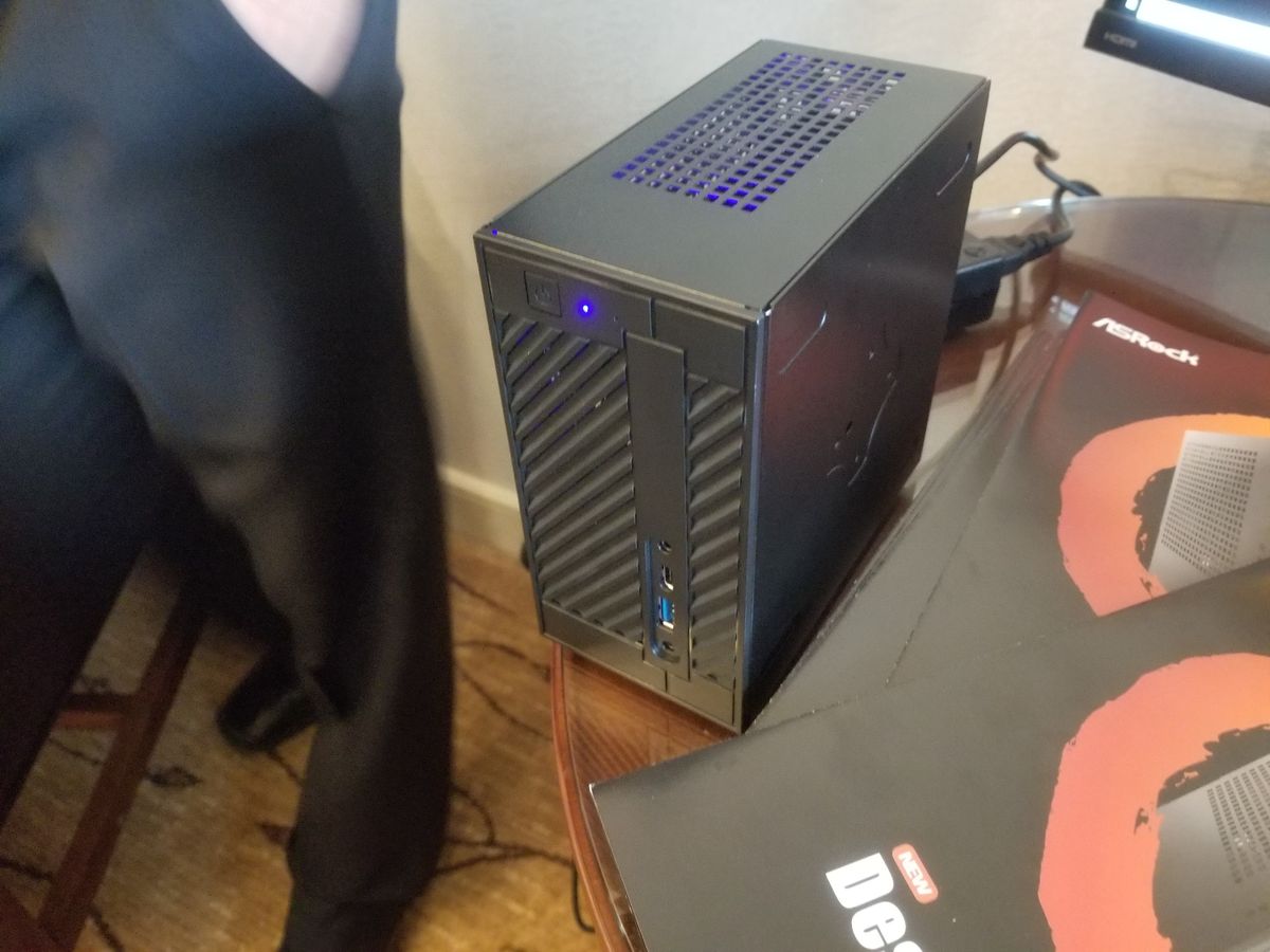 ASRock Debuts World's Smallest AM4 Motherboard, Comes With DeskMini ...