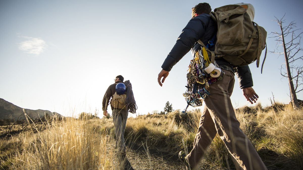 Rock climbing gear list: a guide to the 12 essentials | Advnture
