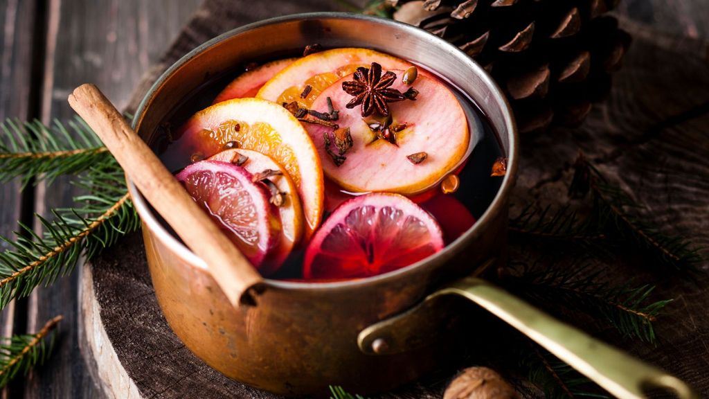 7 of the best simmer pot recipes for fall and winter | Homes and Gardens