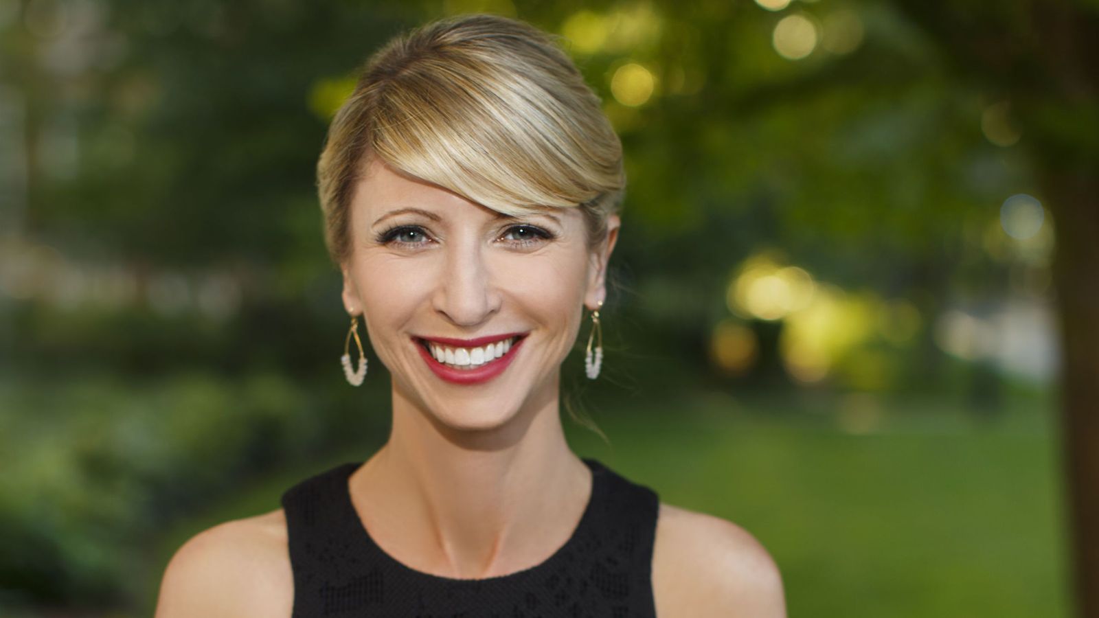 Amy Cuddy Presence Interview - Amy Cuddy Ted Talk | Marie Claire