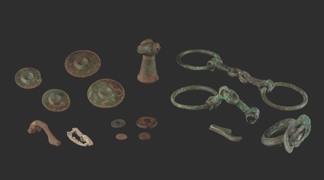 32 stunning centuries-old hoards unearthed by metal detectorists | Live ...