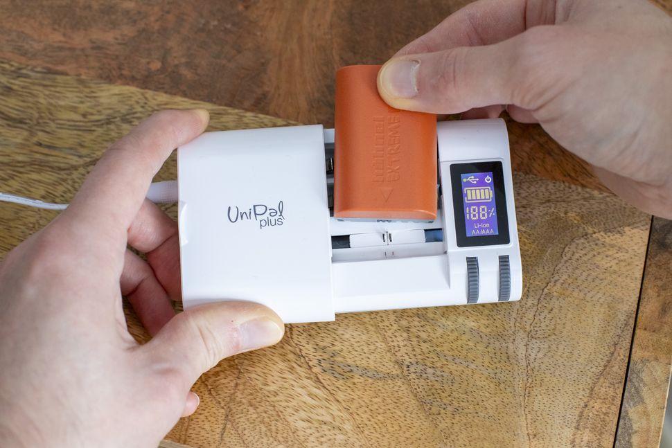 Hahnel UniPal Plus review: One universal charger to rule them all ...