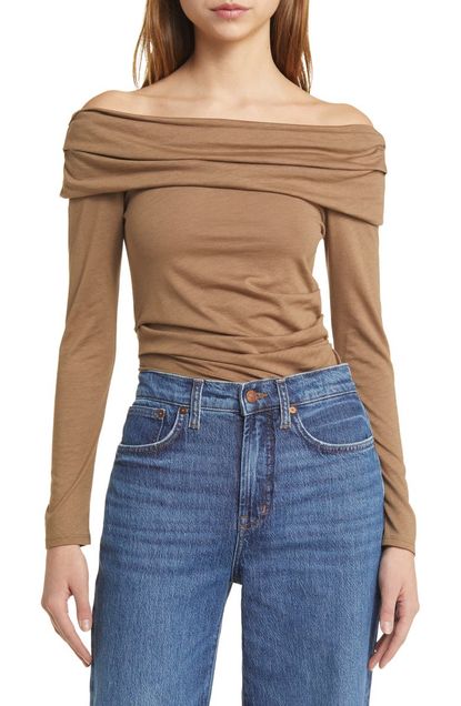33 Incredibly Chic Tops That Will Get You Compliments | Who What Wear