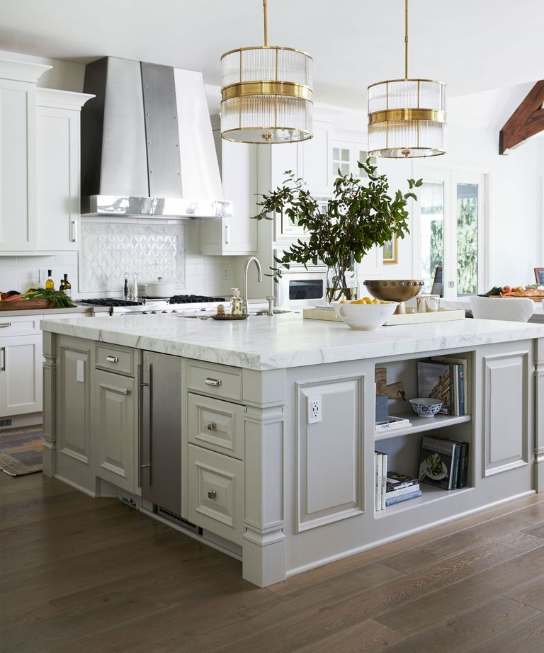 6 square kitchen island ideas that blend style and function | Homes and ...