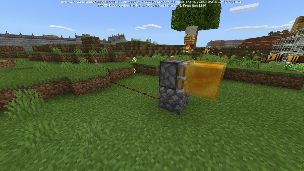 Minecraft Guide to Honey Blocks: Ideas for redstone contraptions ...