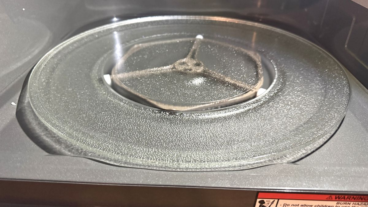 Best compact microwaves: for those tight countertop spaces | Top Ten ...